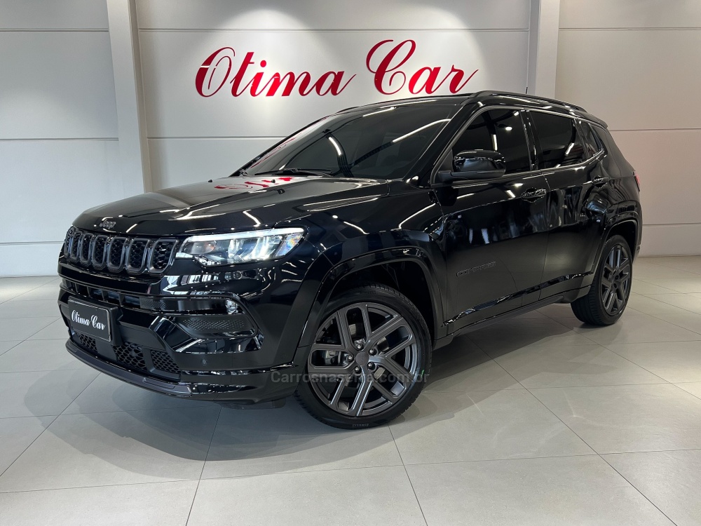 JEEP - COMPASS - 2024/2025 - Preta - R$ 199.990,00 - Ótima Car