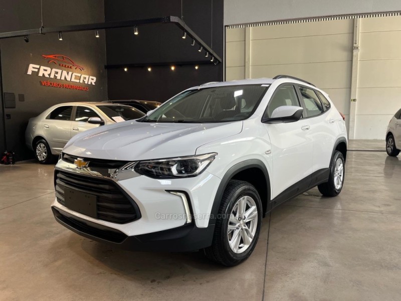 CHEVROLET - TRACKER - 2022/2023 - Branca - Sob Consulta - Francar ...